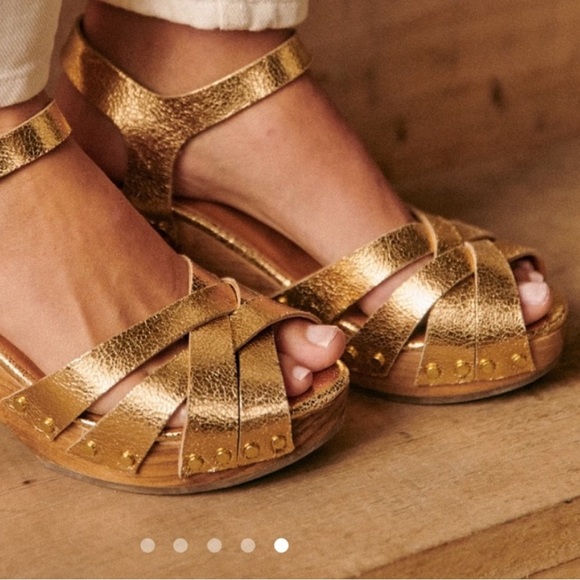 Sezane | Shoes | Sezane Isabelle Clogs Crackled Gold Sandal Heel New 35 ...